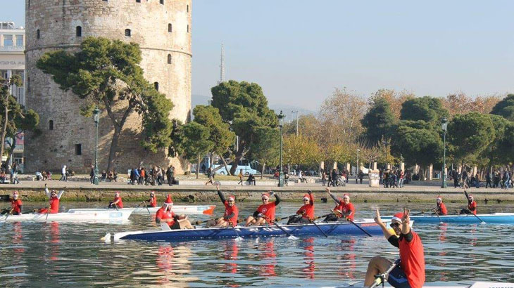 Χριστούγεννα δια Θαλάσσης από τον Ο.Φ.Θ. Θεσσαλονίκης - Santa Rowing ...